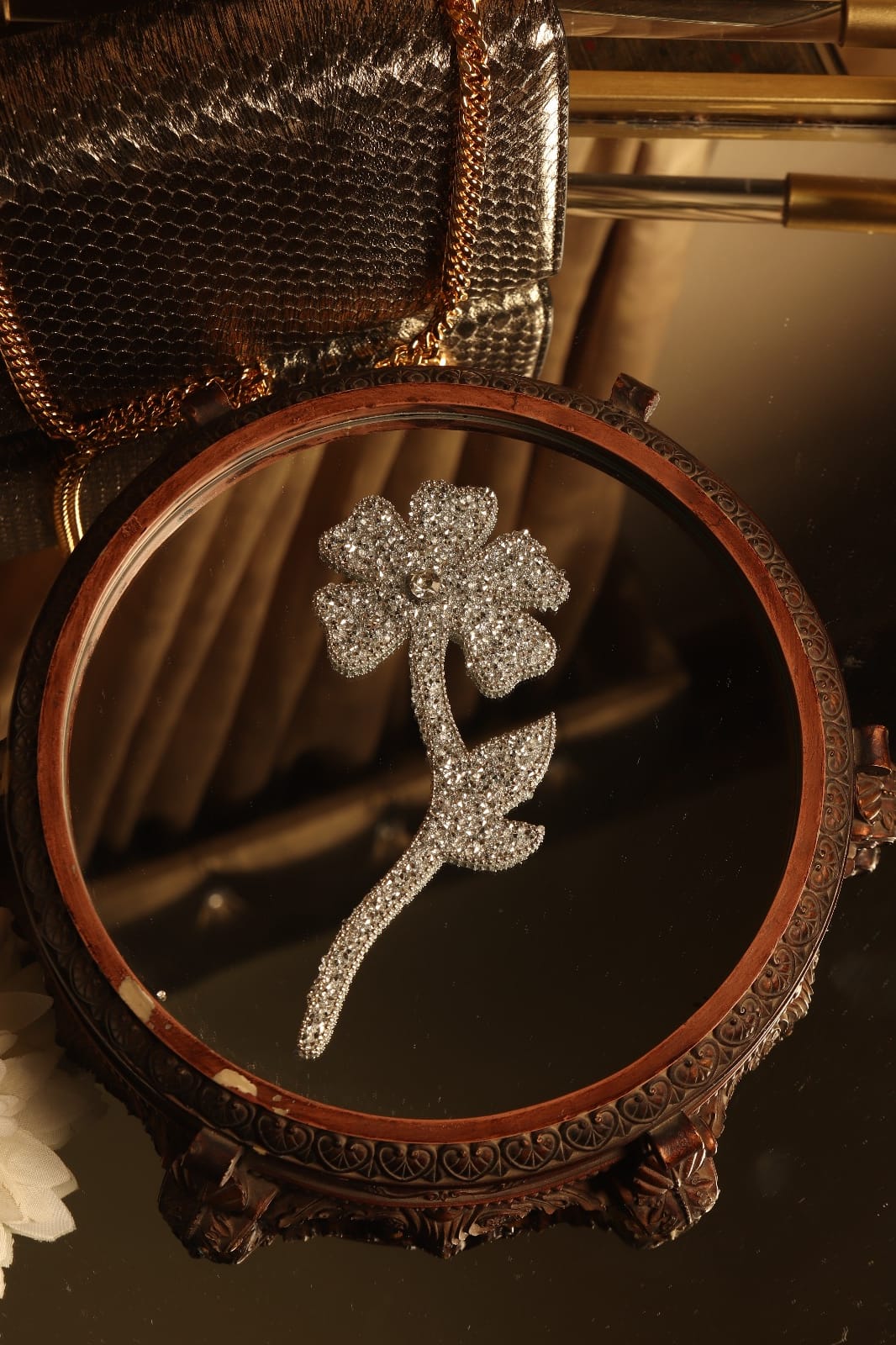 Radiant Blossom – Divine Dame